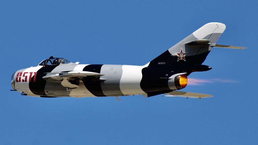 Photo of MIKOYAN MiG-17 (N6953X) - FlightAware